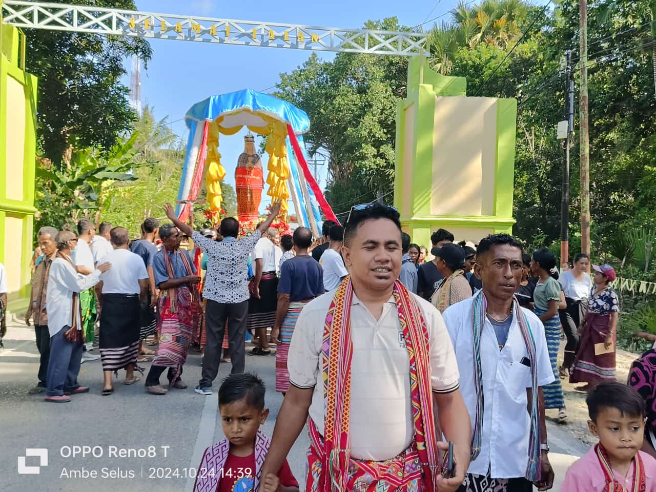 Umat Katolik Paroki Besikama Antar Ina Maria Na'i Feto Malaka Ke Batas ...